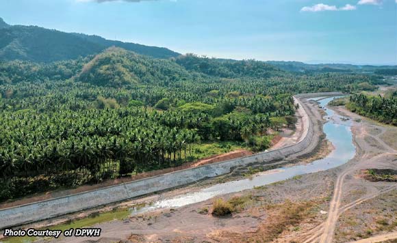 DPWH P86.8M Project Improves Marinduque’s Flood Control - Pinoy Builders