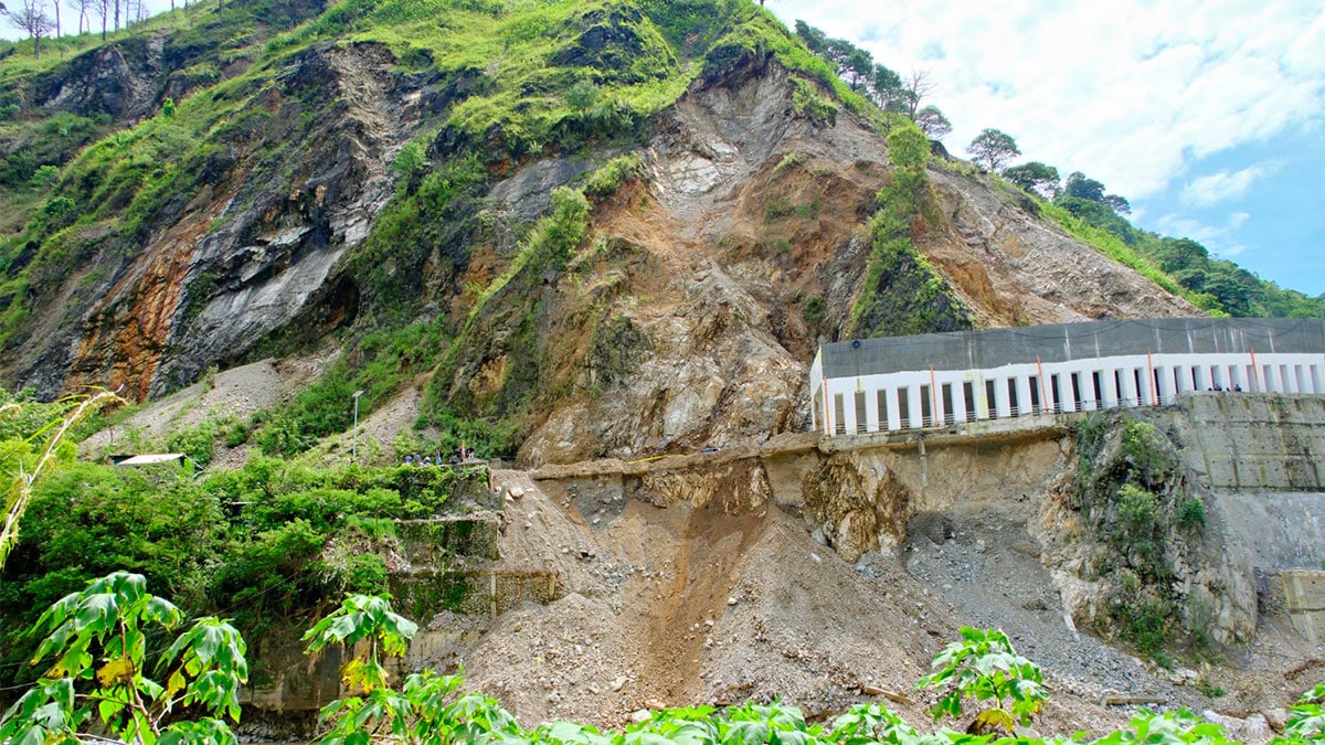 P264-M Kennon Road Rock Shed to Be Repaired After Landslide Damage ...